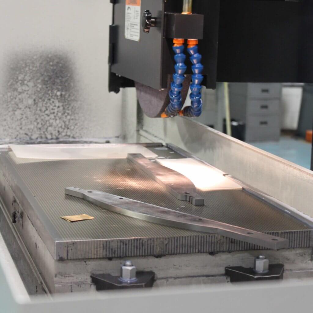 JDC Precision Sample Cutter - Thwing Albert